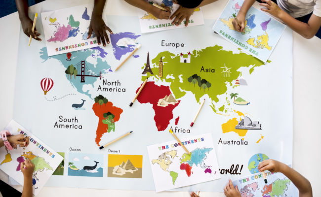 Kids Learning World Map with Continents Countries Ocean Geograph ...